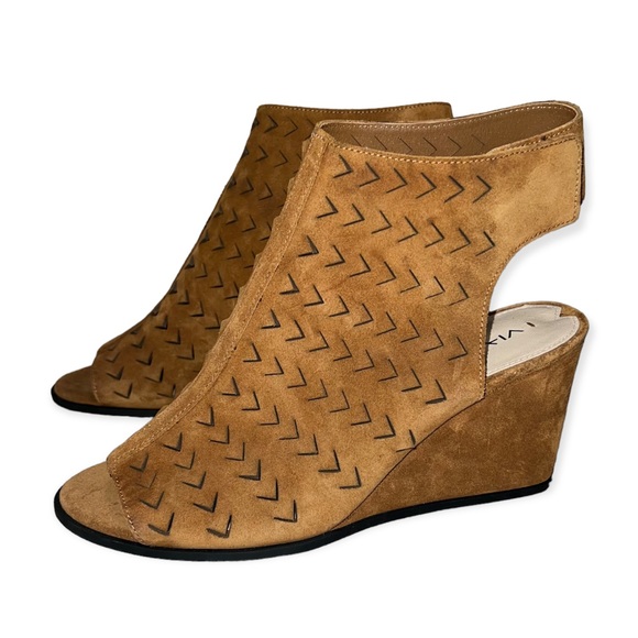 Via Spiga | Shoes | Via Spiga Suede Camel Color Laser Cut Wedges Size ...